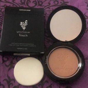 younique Makeup | 2 Mineral Touch Liquid Foundation | Poshmark